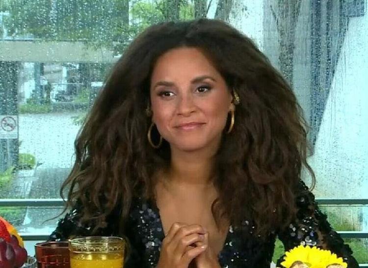 Domitila tem sonho premonitório com derrame e recebe notícia chocante ...