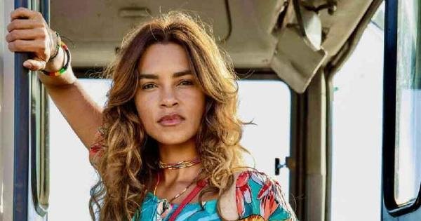 Conheça a história de Brisa, protagonista da novela Travessia ...