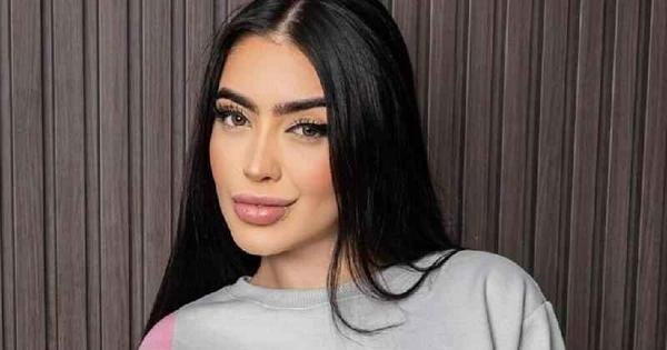 Em ensaio, MC Mirella exibe barriguinha de grávida sem abandonar sensualidade - Famosos ...