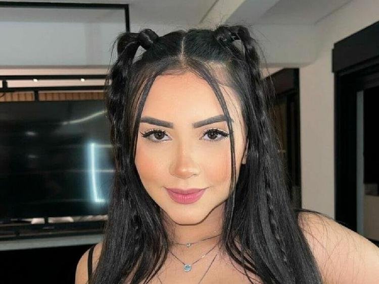 Tainá Costa posa de biquíni amarelo e surpreende com zoom no bumbum - Famosos | Entretenimento