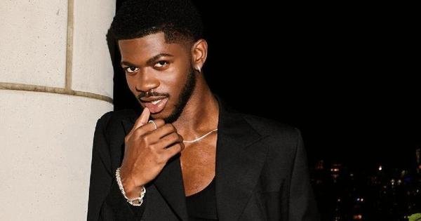 Lil Nas X revela que lançará nova música em novembro