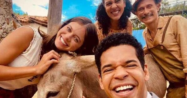 Após descoberta surreal, família de Timbó muda de vida e conhece o luxo ...