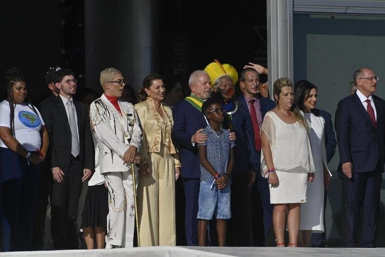 Ivan Baron reclama de acessibilidade no carnaval do do Rio - CarnaUai