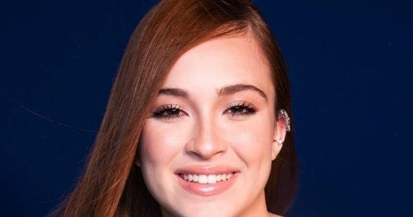 Ágatha fala sobre planos para festas de final do ano e releva look ...