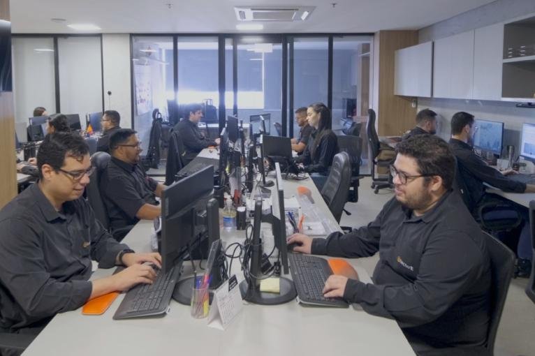 Tecno it é premiada em mercado brasileiro de US$ 58,6 bi | Mundo ...