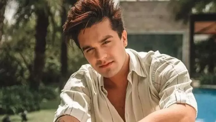 Antes da fama: veja como era o cantor sertanejo Luan Santana!
