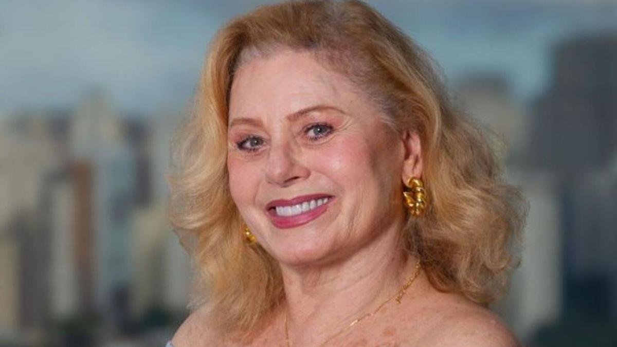 Aos 73 anos, Vera Fischer posa de maiô e impressiona com vitalidade ...