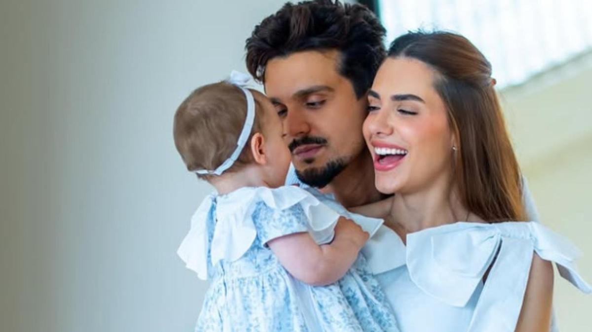 Luan Santana celebra 1 ano de casamento com Jade Magalhães: 'Porto ...