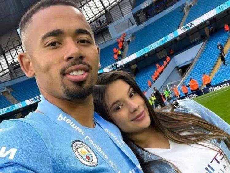 Após rumores de término, Raiane Lima e Gabriel Jesus celebram vitória ...