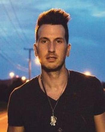 Russell Dickerson lança seu aguardado segundo álbum, intitulado ...