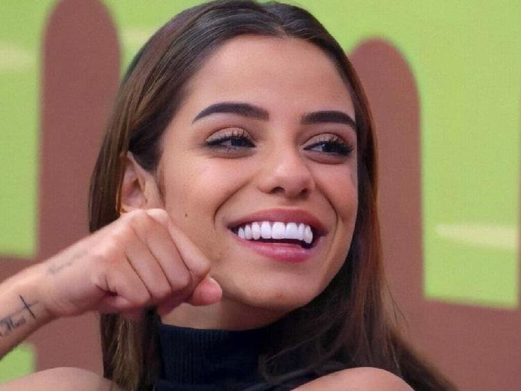 Após barracos, Key Alves surge completamente loira e causa estardalhaço ...