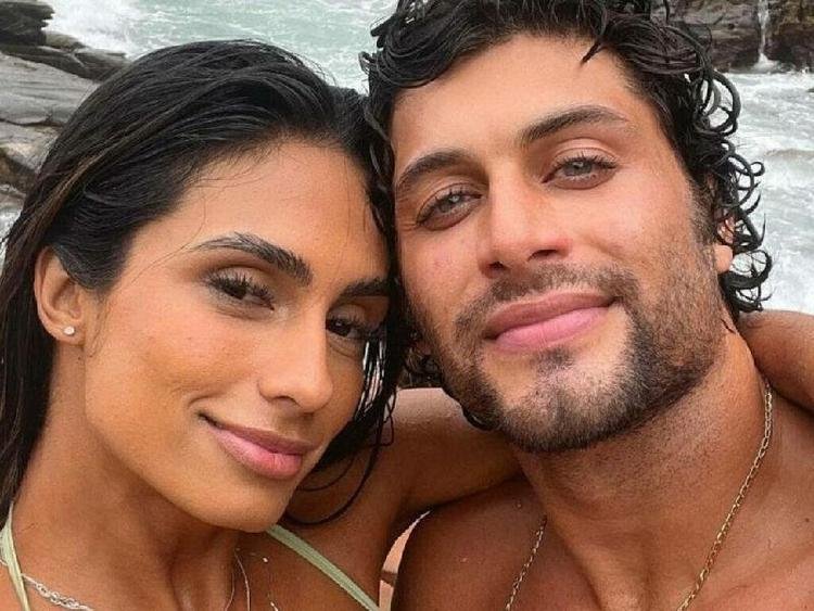 Carol Ramiro revela uso de brinquedos eróticos durante casamento com ...