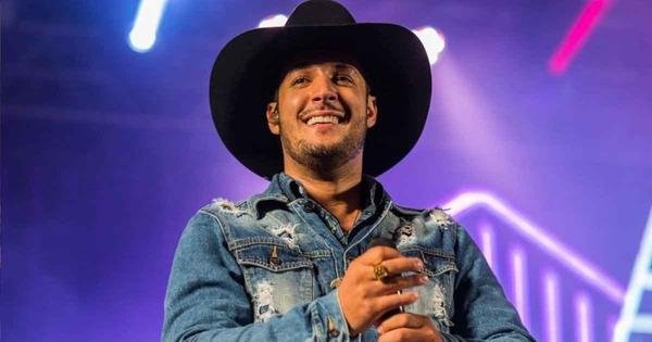 Cantor sertanejo Barreto vende cerca de 30 milhões de máscaras por mês ...
