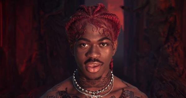 Lil Nas X faz lap dance em diabo no videoclipe de 'Montero'; veja