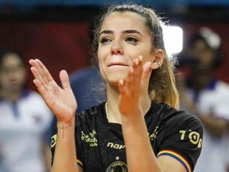 Solteira, Key Alves sensualiza de fio-dental e promete revanche: 'Vem ...