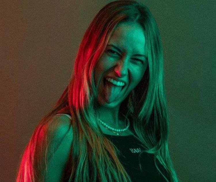 Dora Varella: brasileira classificada na 8ª posição para concorrer ...