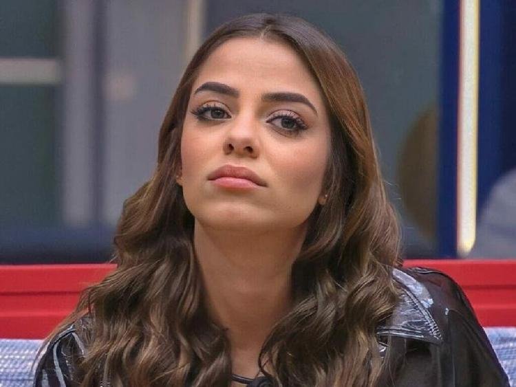 Key Alves surge de biquíni branco e empina bumbum em clique - Realities ...