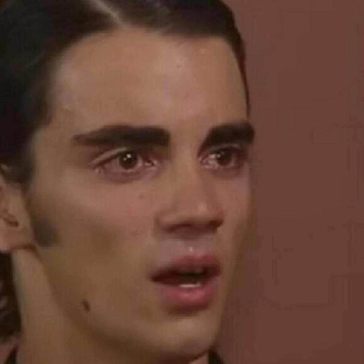 Robin Vega's Instagram, Twitter & Facebook on IDCrawl