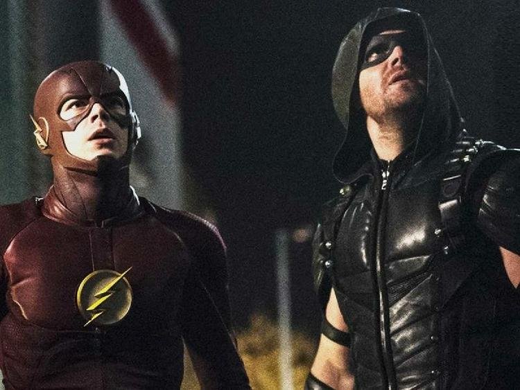 Stephen Amell não queria voltar como Arqueiro Verde no episódio final ...