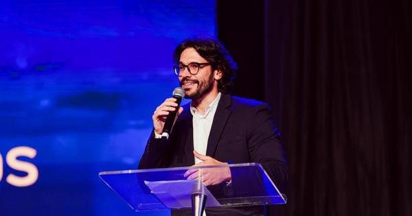 Evento reconhece startups destaques de 2024 | Mundo Corporativo - UAI