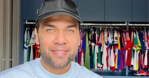 Daniel Alves desativa Instagram após rumor de crise no casamento ...