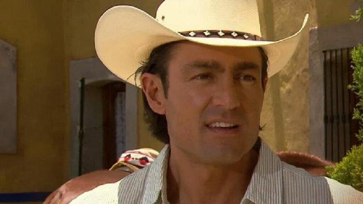 Em A Dona, José Miguel se revolta com descoberta sobre Ivana: 'Não entendo'