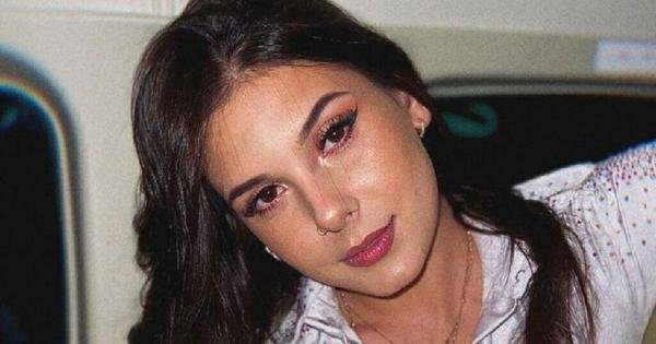 Ana Castela aparece de biquíni em foto rara e conquista elogios ...