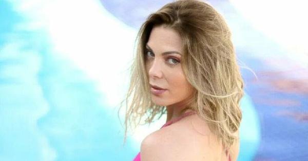 De biquini, Sheila Mello aparece deslumbrante em novo ensaio - Famosos ...